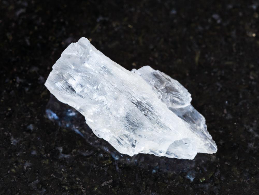 Petalite Meaning and Spiritual Properties