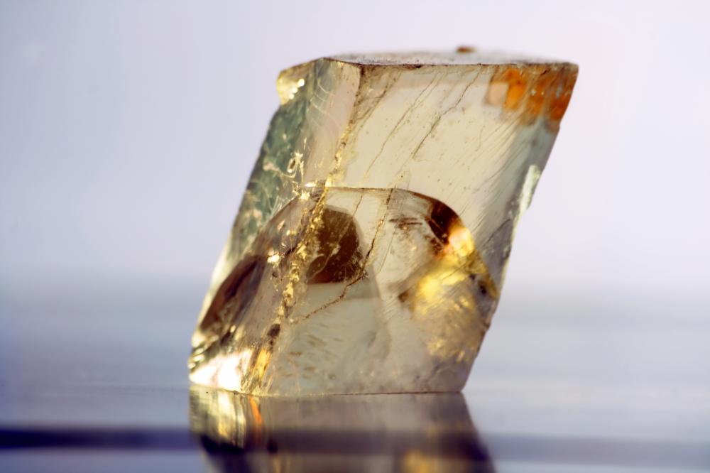 Iceland Spar Meaning and Spiritual Properties
